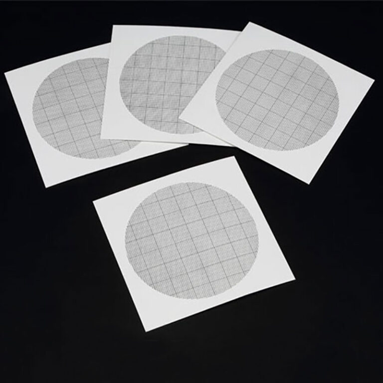 Grid-sticker til petriskåle gør optælling meget lettere - DACOS A/S